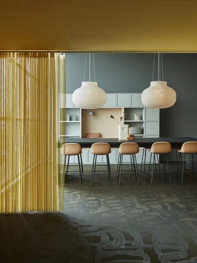 Bolon | Projects | Commercial