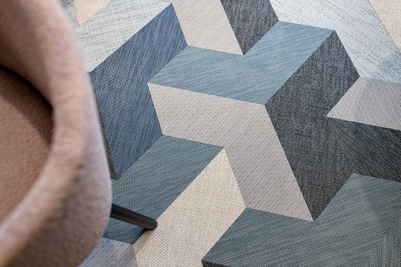 Bolon | Courtyard by Marriott City Center Berlin